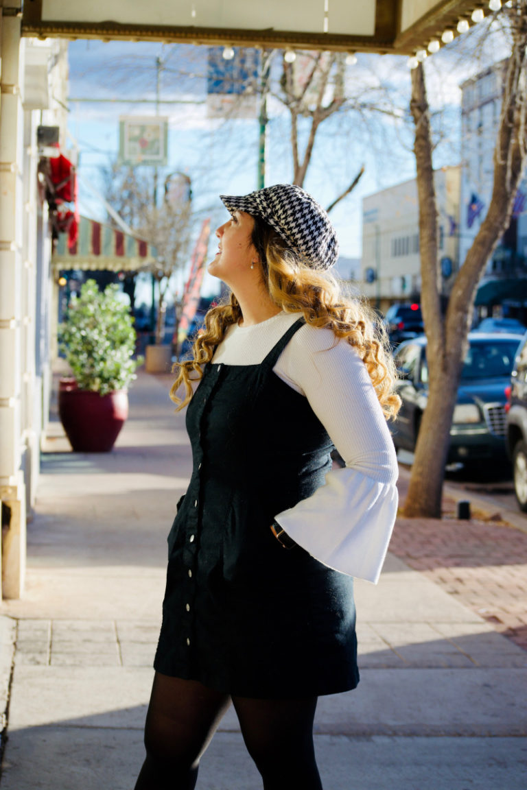 Fashionable Leg Wear Options to Transition to Spring - The Socialite's ...