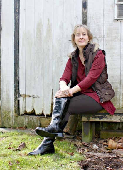 Fall Fashion Over 50 That Hides Weight Gain - The Socialite's Closet
