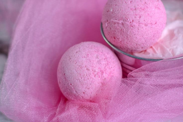 Fizzy Bath Bomb Recipe with Epsom Salts Tutorial