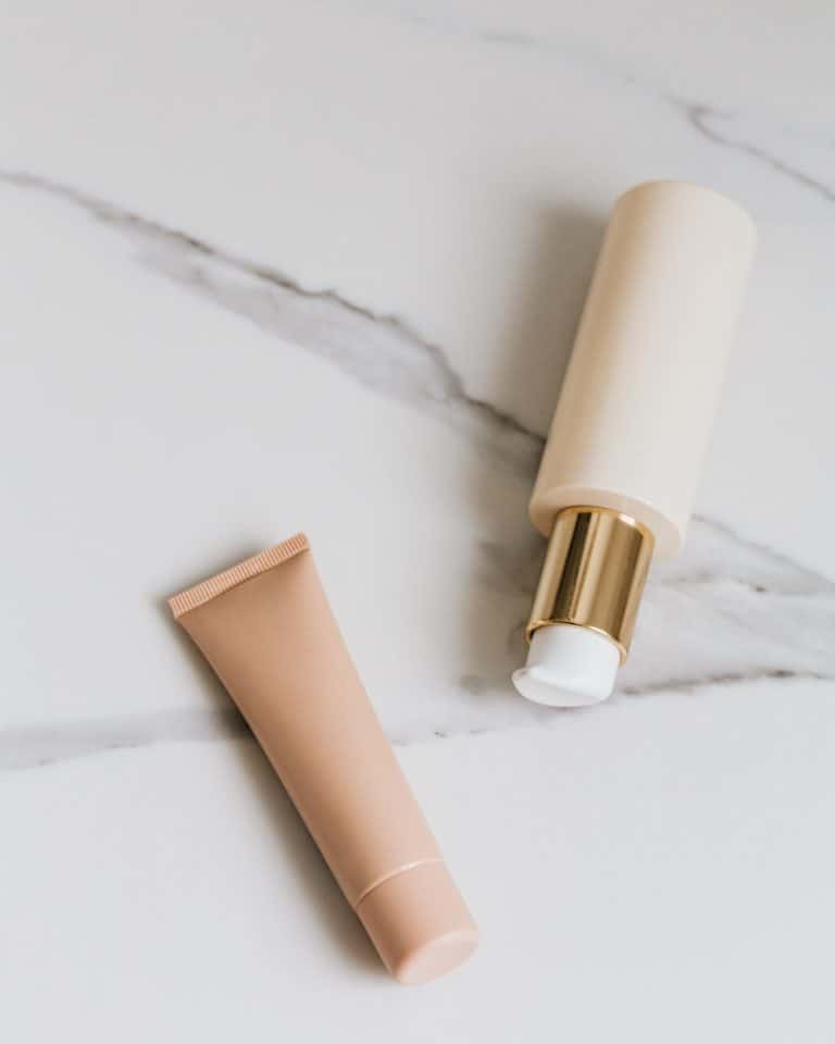 Best Minimalism Cosmetics Brands | The Socialite's Closet